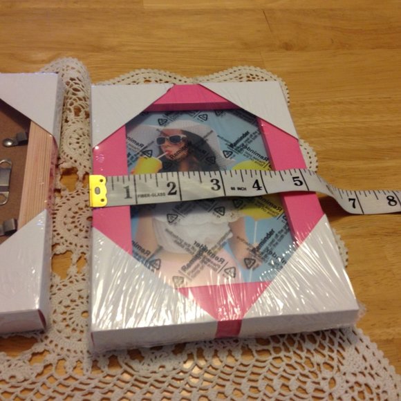 Barbie Pink Picture Frame Set | Accents | Barbie Pink Picture Frames ...